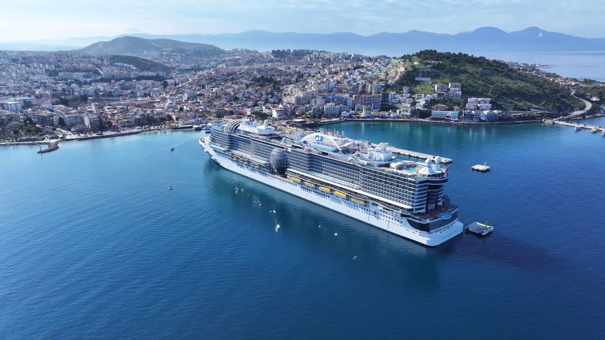 Captain shares his five favorite spots on Sun Princess - Cruise News Weekly